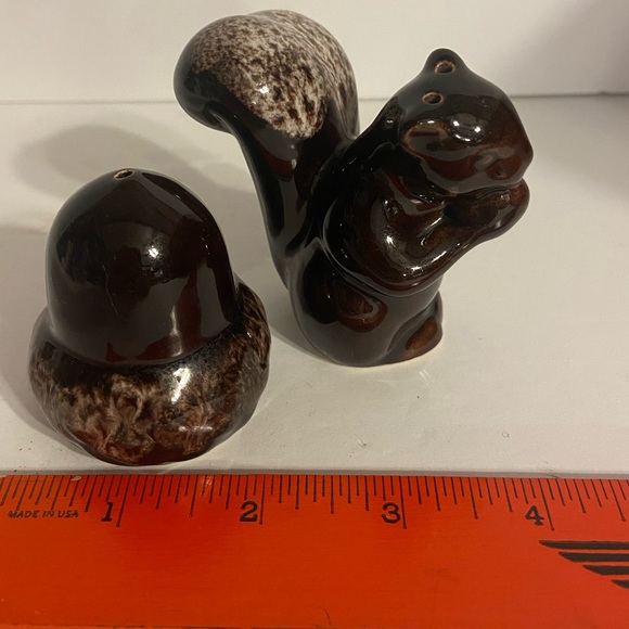 Unbranded | Kitchen | Vintage Squirrel And Acorn Salt And Pepper Shaker Set | Poshmark